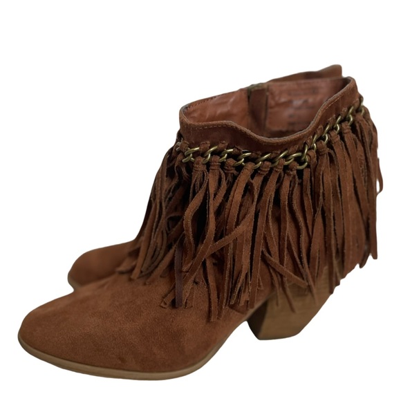 Pierre Dumas | Shoes | Piere Dumas Womens Denny 3 Brown Fringe Booties ...